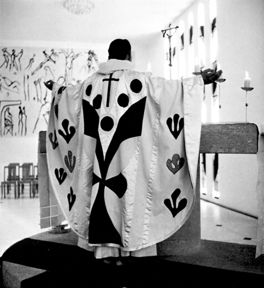 In 1954, Henri Matisse designed a chapel down to the vestments : r ...