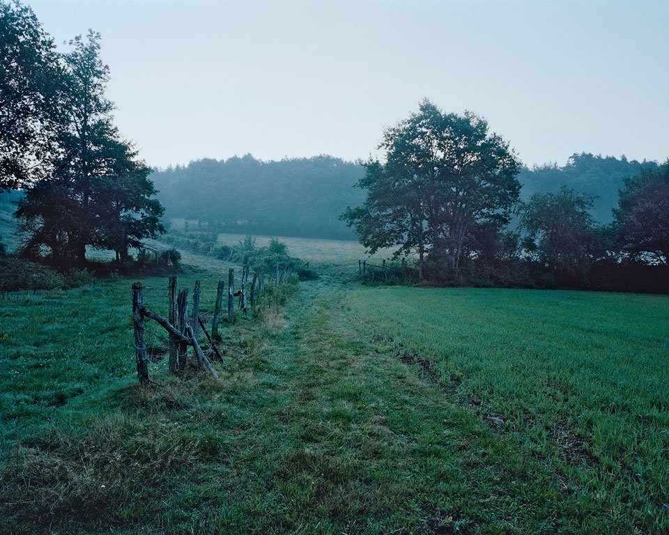 Points of memory: Chloe Dewe Mathews: Conflict, Time, Photography ...