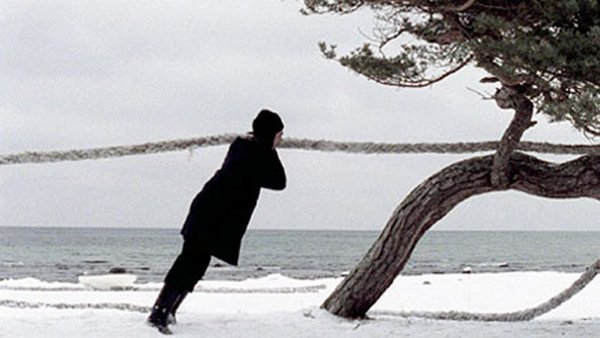 Level 2 Gallery: Rosa Barba – Exhibition at Tate Modern | Tate