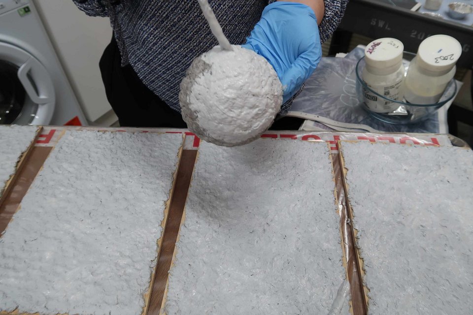 Rock up, Mock up: Progress in the characterisation of Eva Hesse's ...