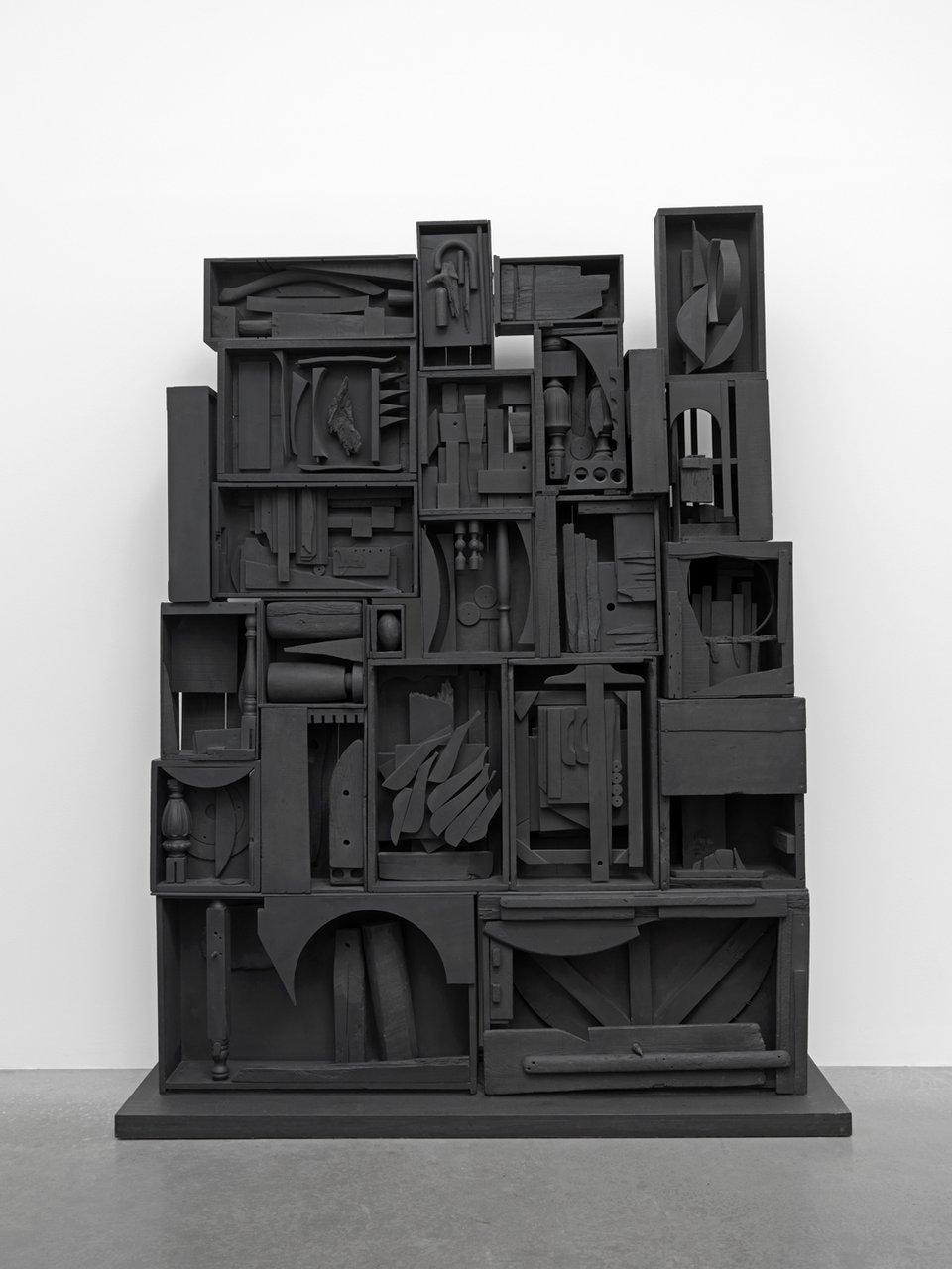 Louise Nevelson 1899–1988 | Tate
