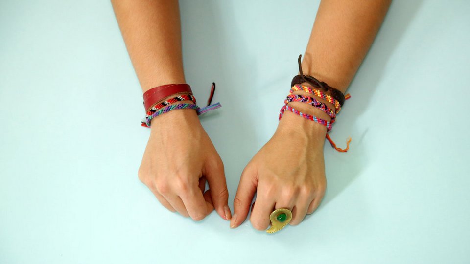 Make a Friendship Bracelet – Cut and Paste | Tate Kids